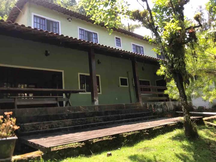 Sítio Com Cachoeiras, Churrasqueira E Piscina - Ilha Grande