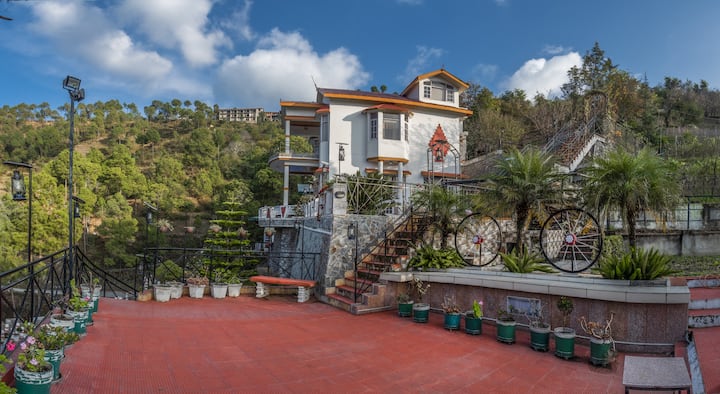 3 Bhk Cottage, Chail, Lawn, Balcony, Bonfire, - Chail