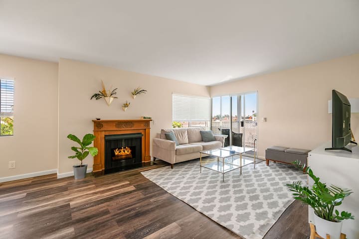 Walk To The Beach, Downtown, Restaurants, & More! - Long Beach