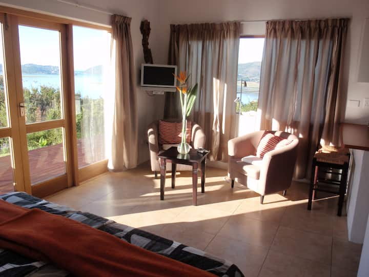 Collins Cottage In Paradise. - Knysna