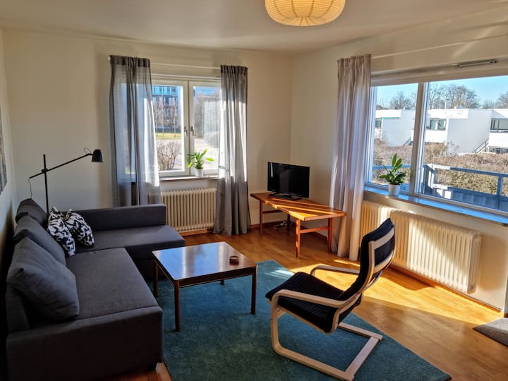 Ljus Och Fin Lägenhet Med Mysig Trädgård - Lund