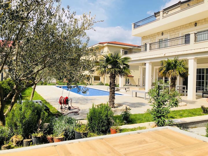 Polo Villa & Suites - Deluxe Suite - Podstrana