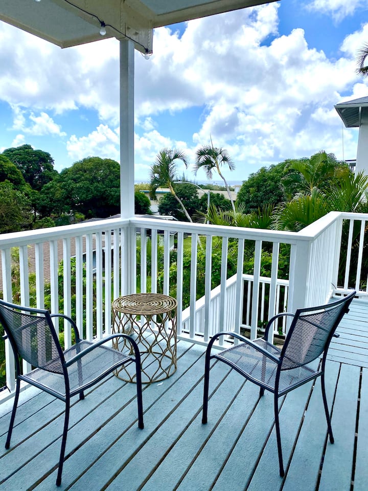 2br 1ba Ohana W/mountain, Valley, & Ocean Views - Honolulu, HI