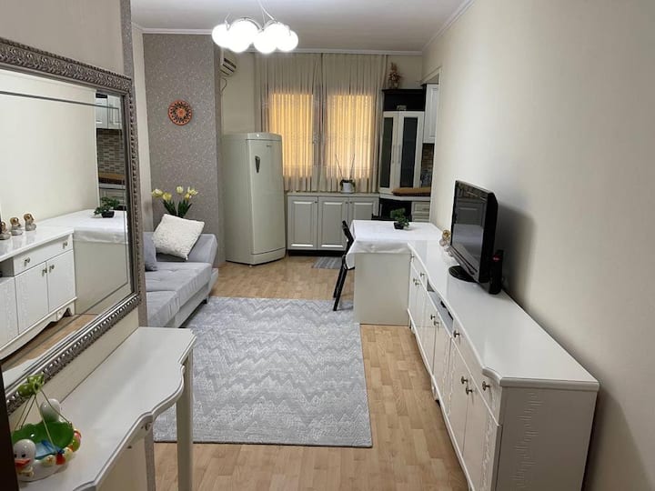 Bardha's Apartment - Tirane