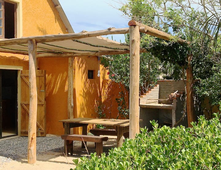 Cabaña En Zona Tranquila Cerca De La Playa - Castillos