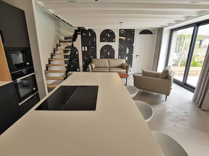 Duplex Design Dans Longere Vue Mer, Piscine - Trégunc