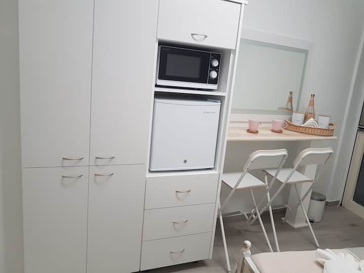 Great Value, 450m From The Beach, Prime Location - Larnaca