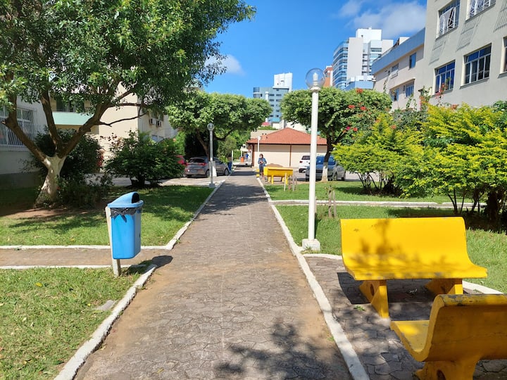 Apartamento Encantador Localizado A 30m Das Melhores Praias De Vila Velha, Com 1 Vaga De Estacionamento Incluído E Sem Contar Com óTima Localização Para Supermercados, Shopping, Bares E Restaurantes. Tudo Pertinho. - Vila Velha