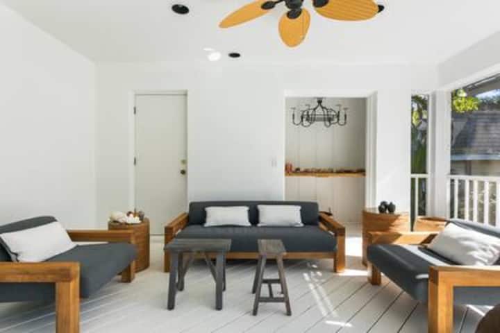 Tropical Garden Near The Number 1 Beach In Florida - Anna Maria Island, FL