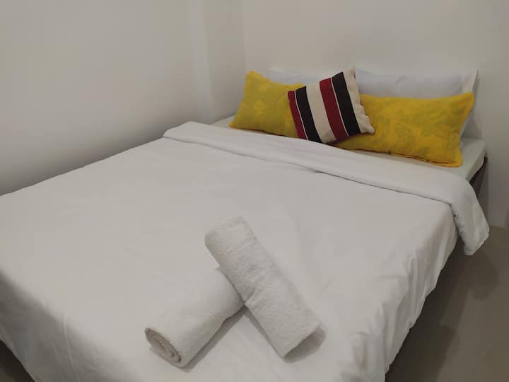 Jm's Hauz (Jk's Room) Private & Air-conditioned - Kalibo