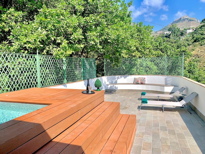 Villa Taormina Beach 6 Bedrooms - Taormina