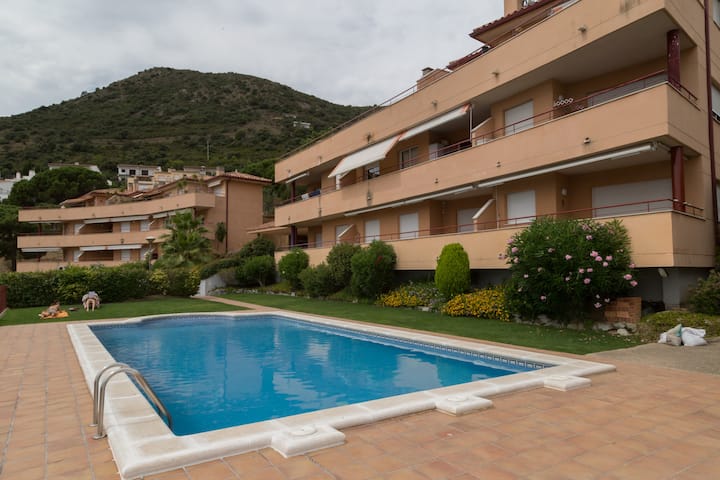 Apartamento En La Costa Brava A 300 Metros Del Mar - Cadaqués