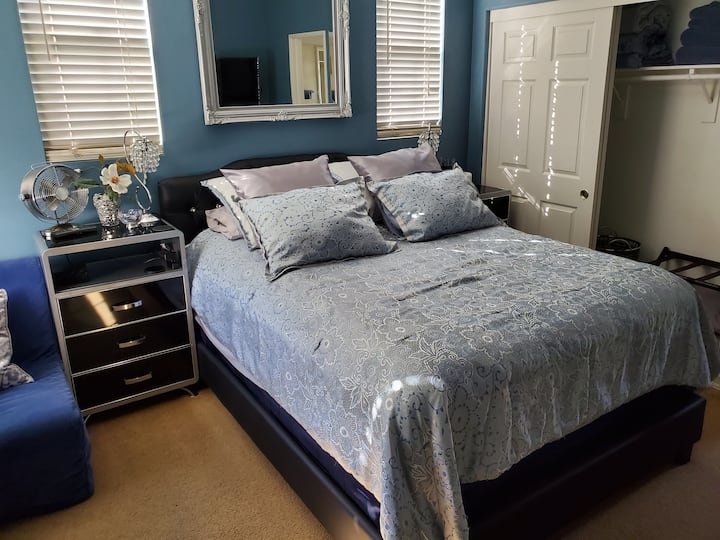 The Blue Room With Private Bathroom In Ladera R - San Juan Capistrano