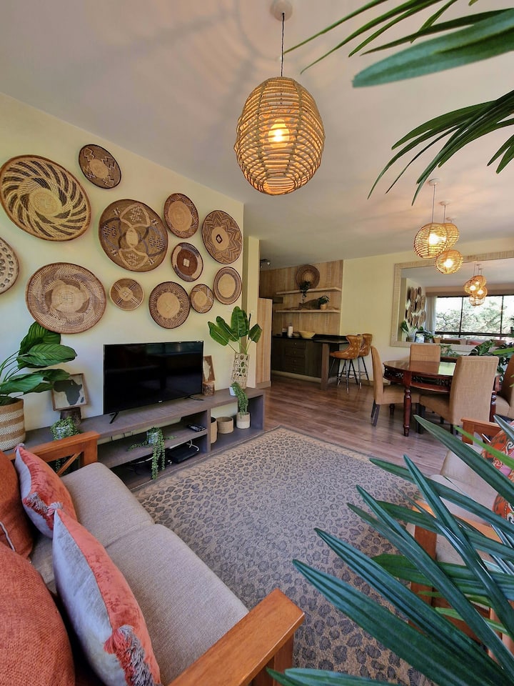 Charming & Serene Home In The Tree Tops. - 肯亞
