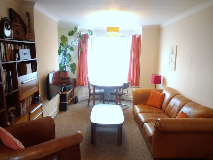 Reva Room At Three Sisters Lodge In Town W Parking - Colchester