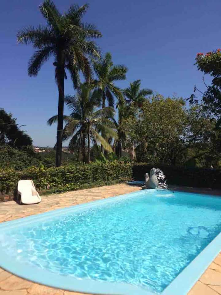Linda Chácara Excelente Localização! - Águas de São Pedro