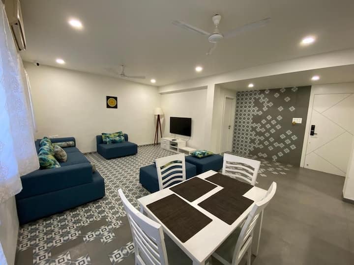 Cozy 3 Bedroom Condo In The Centre Of The City - Nashik