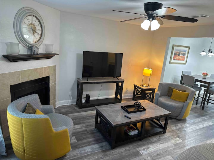 Airbnb Circle - Austin, TX