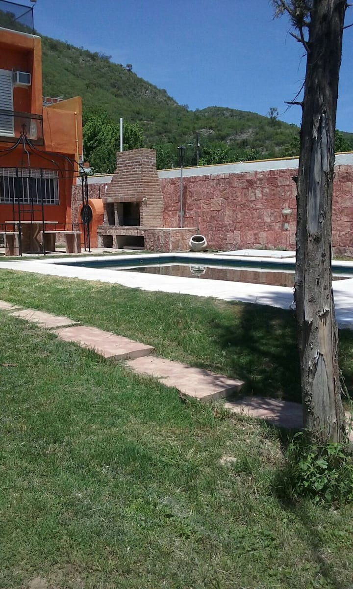 Gran Casa En Carlos Paz. - Villa Carlos Paz