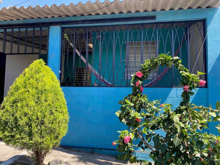 La Casita In Residencial San Antonio, Santa Tecla - El Salvador