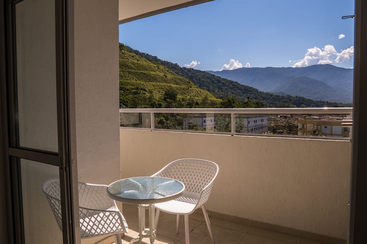 Apt Vista P/montanhas - 5min Da Praia Ar Cond Wifi - Ubatuba