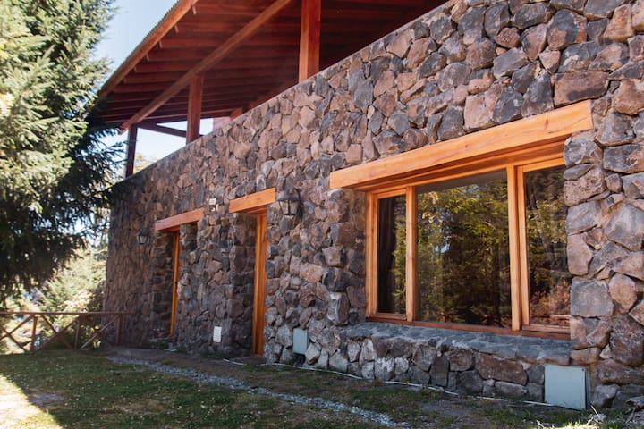 Hermoso Loft En Puerto Manzano - Villa La Angostura