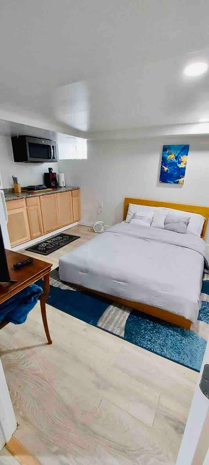 Cozy Basement Retreat • Self Check-in - Pittsburgh, PA