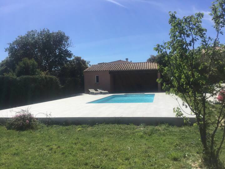 Dépendance Au Calme Dans Région Du Pic St Loup - Claret