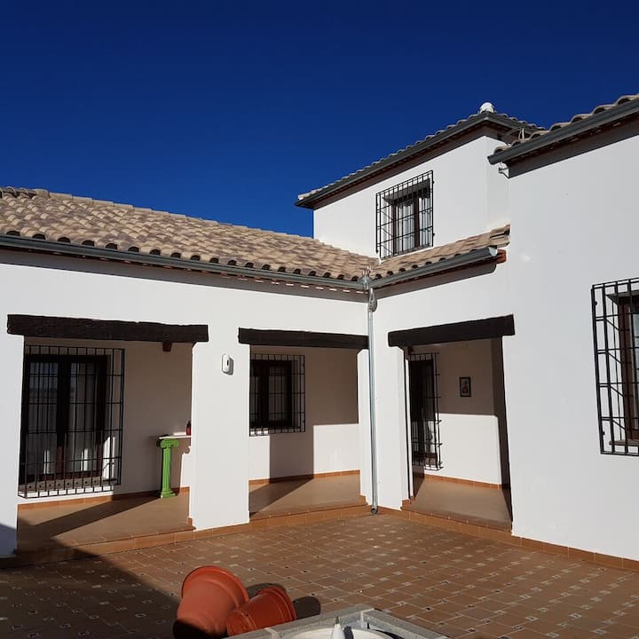 Turismo Rural Poloria (Capellanía). Casa Nº 3 - Iznalloz