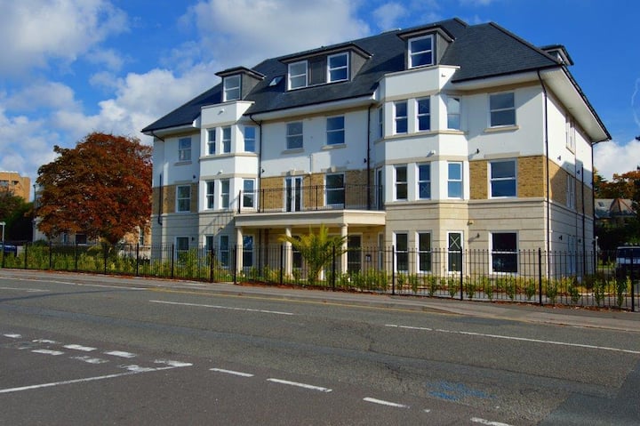Bournemouth 2 Bedroom Apartment 22 - Bournemouth