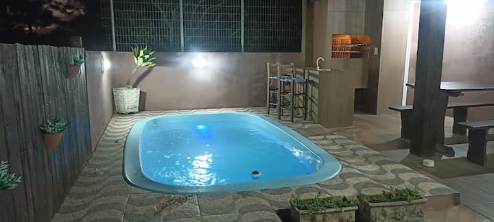 Linda Casa Confortável Para Quem Quer Descansar. - Tramandaí