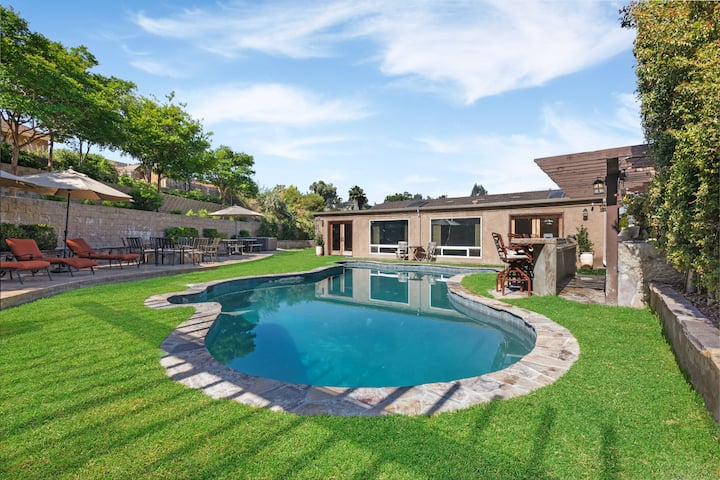 Amazing Outdoor Living/pool/hot Tub/movie Theater - Imperial Beach, CA