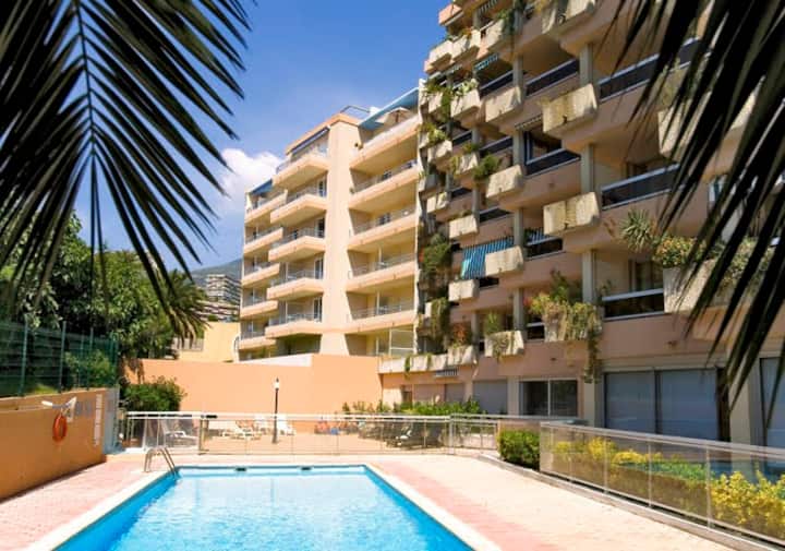 Studio Dans Résidence Avec Piscine à 50m De La Mer - Menton