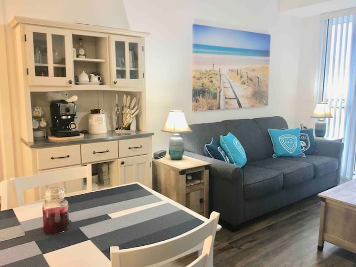 Modern 2bdrm Close To Everything @ Friday Harbour! - 이니스필