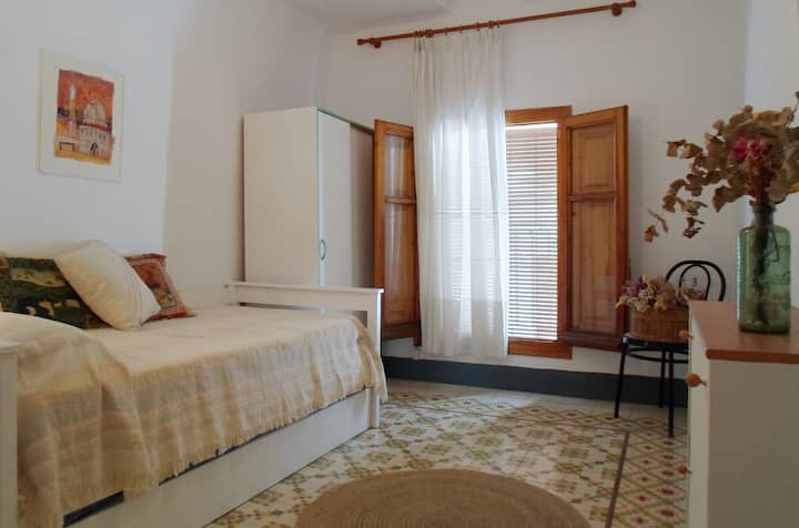 Apartment Ca Barbara - Main Square Of Chulilla - Chulilla