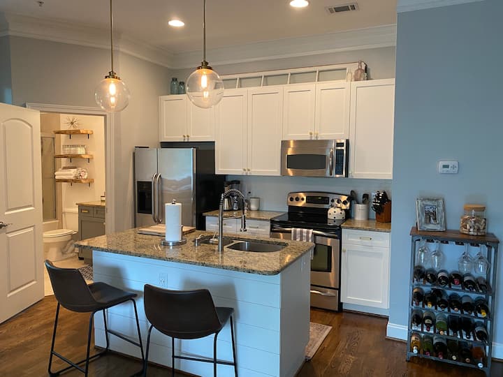 Midtown Condo Near Piedmont Hospital - Atlanta