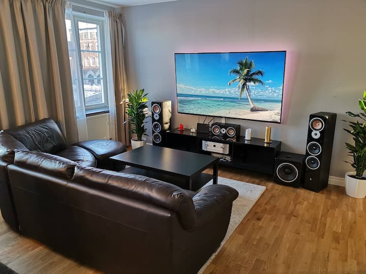 Large Apartment In City Centre - Östersund