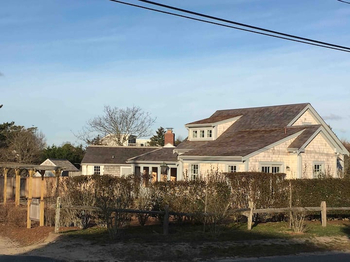 4 Season Cottage, Nauset Beach, Tennis Court - Skaket Beach, MA