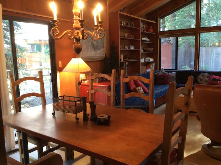 Tahoe House Walk To Lake And Cafes - Tahoe City, CA