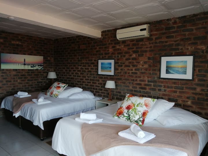 Oceans 13 On Ellcock - Ocean View Family Room - Kingsburgh