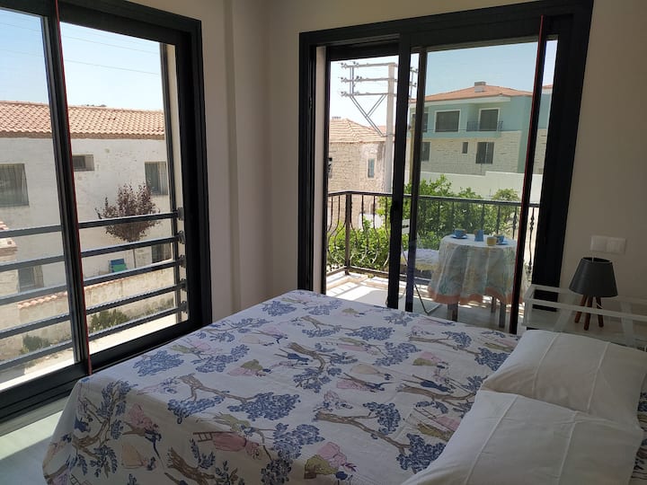 ÇEşme Bölgesinde Ferah Tüm Ev/daire - Alaçatı