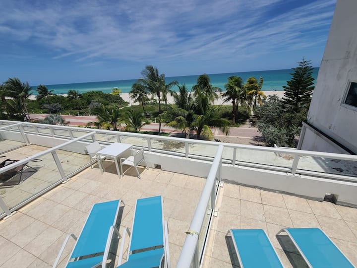 Unique Oceanview Direct Beach And Terrance A24 - Miami Beach, FL