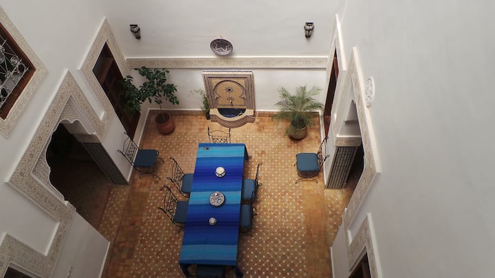 Riad Quartier Zenjfour à Louer - Fès