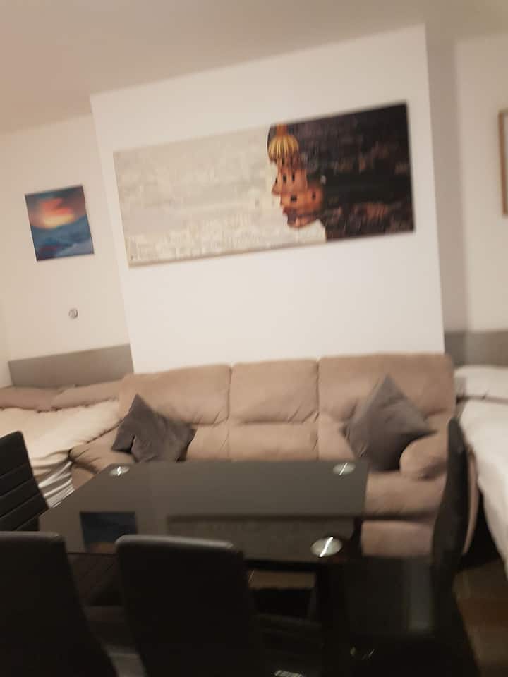 4-bedroom Condo With Hot-tub And Bbq - Dublin