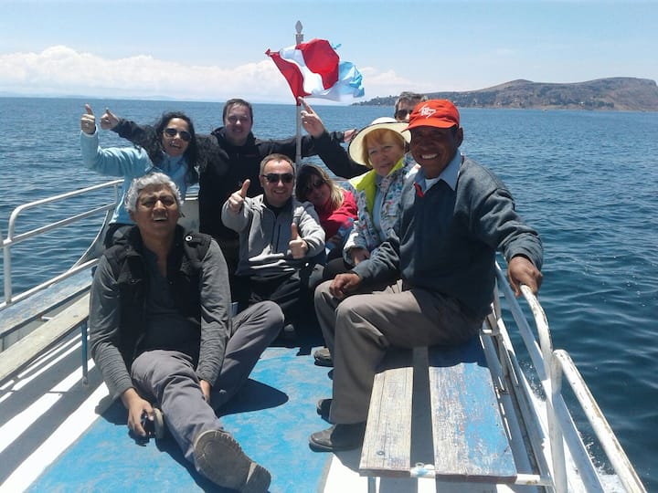 Lugar Encantador En La Isla Amantani - Puno