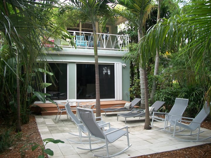 Beach House - Walk To The Beach And Downtown - Delray Beach, FL