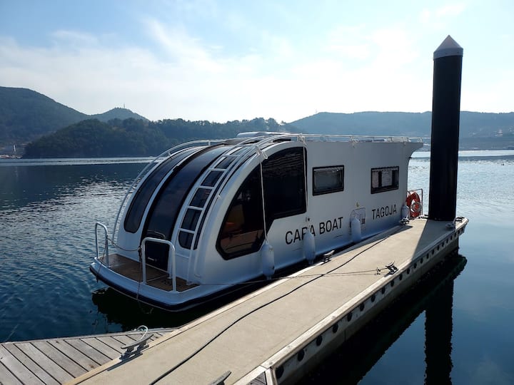 통영숙소/타고자/Tagoja/바다위숙소/이색숙소/boatstay - 용남면