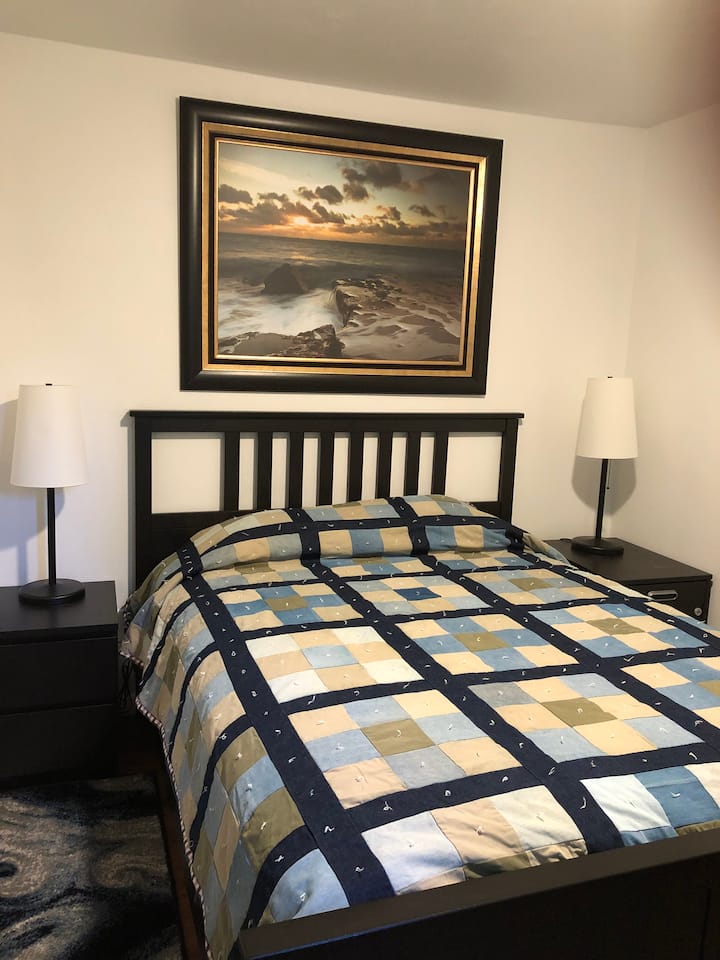 Nicholas’ Place-lovely Nicely Located 1 Bedroom - Oshkosh, WI