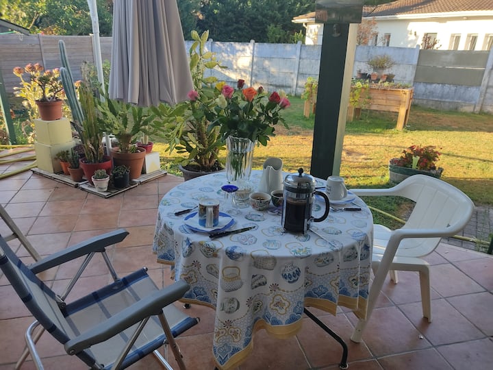 Ch Au Calme Petit Déjeuner Inclus - Pessac