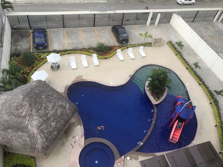 Departamento Nuevo Y Familiar A200mtrs De La Playa - Atacames Cantón